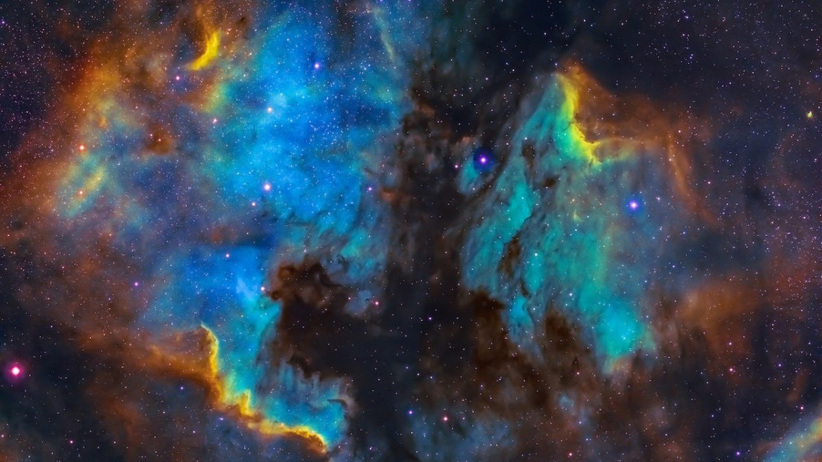 Book Review: The Stars Between Us – The Modest Reader